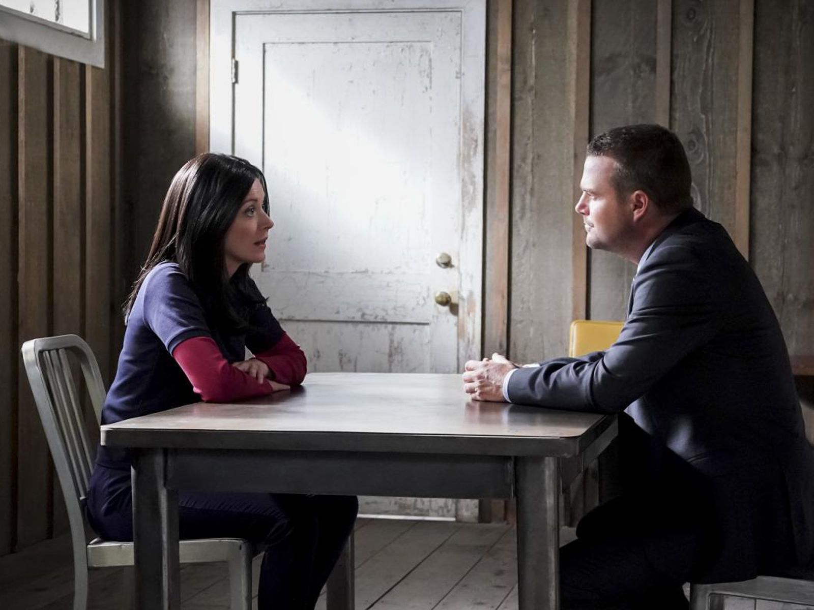 NCIS : Los Angeles : NCIS : Los Angeles : Photo Elizabeth Bogush, Chris ...