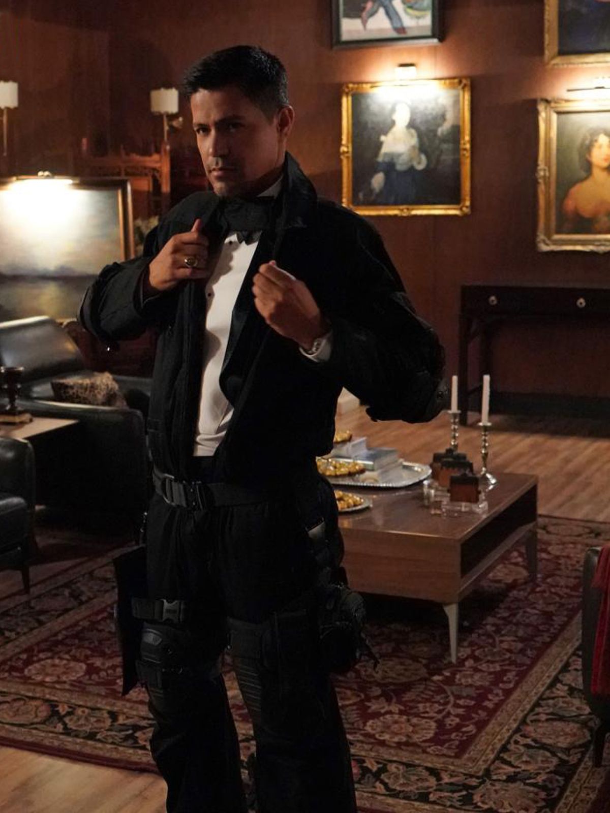 Photo de Jay Hernandez - Magnum (2018) : Photo Jay Hernandez - Photo ...