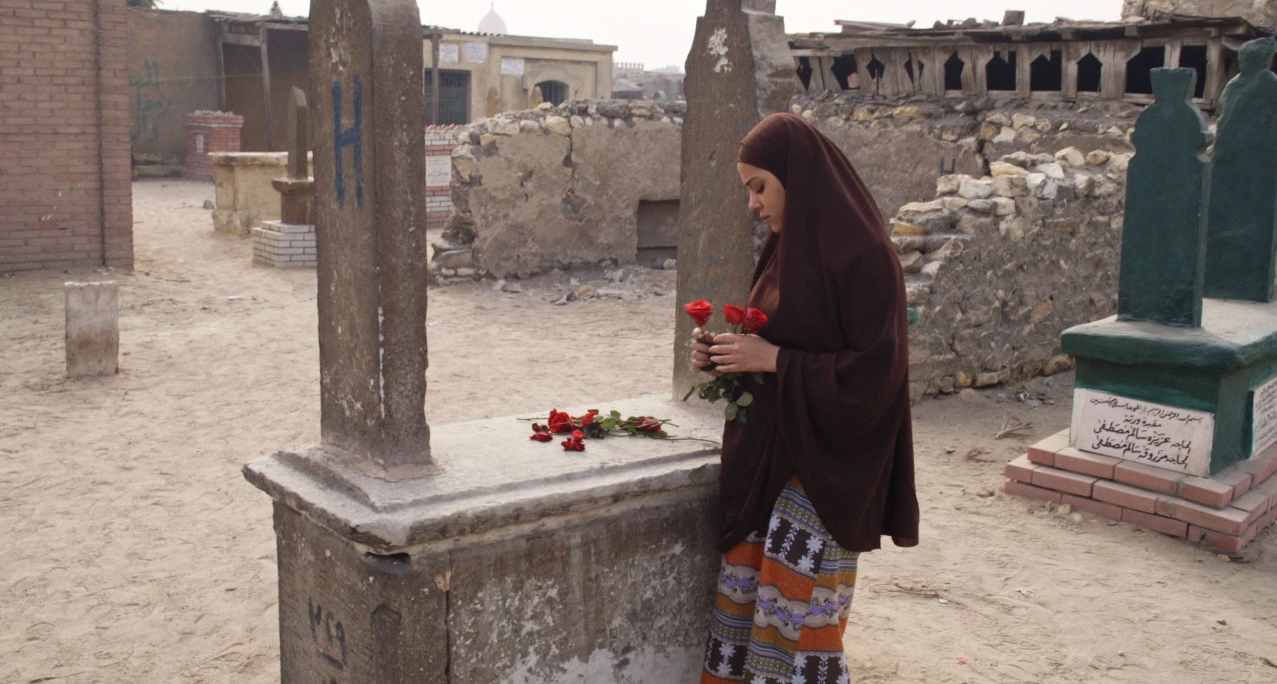 Photo du film Poisonous Roses - Photo 8 sur 10 - AlloCiné