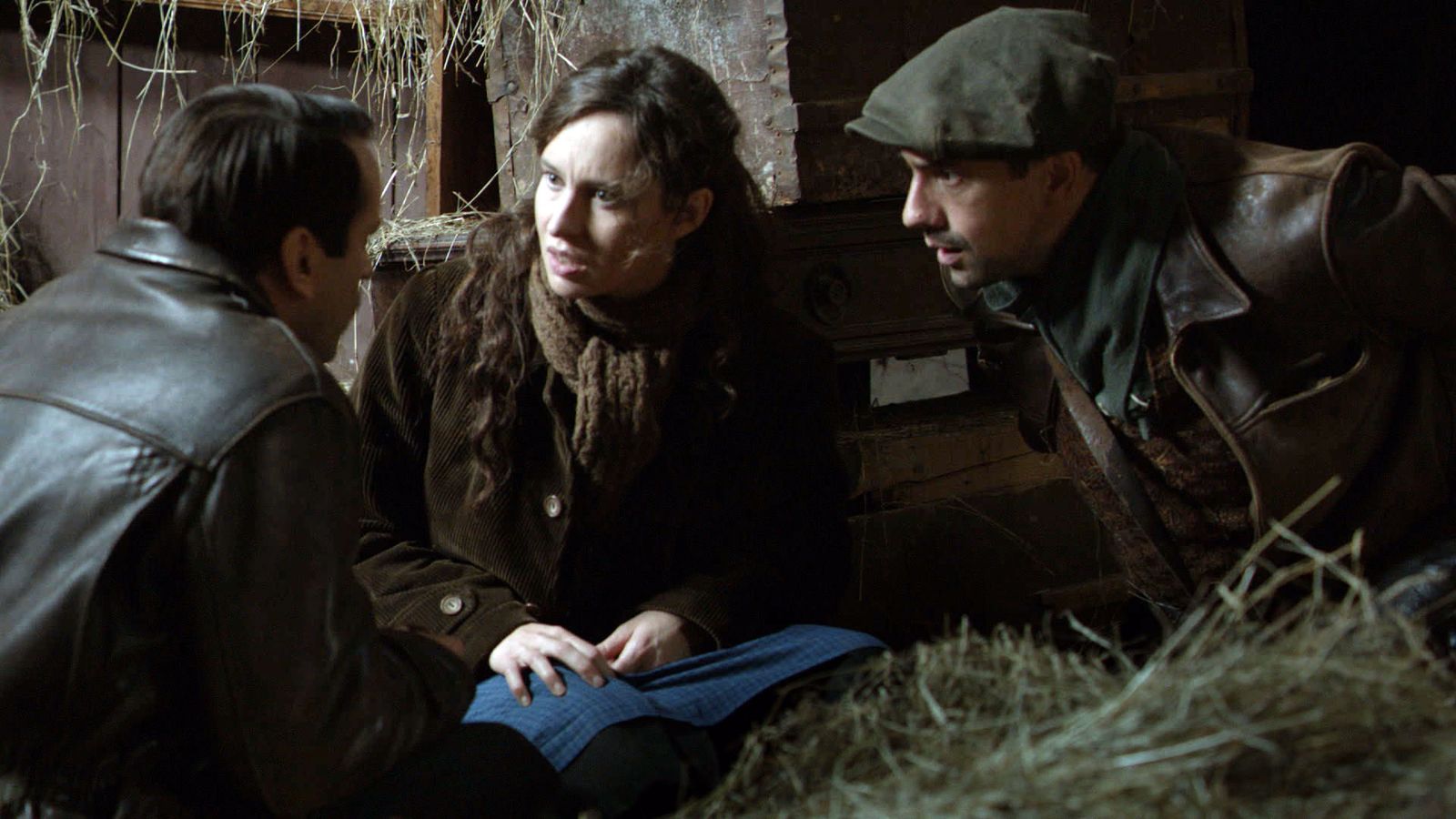 Photo de Jérôme Robart - Un Village Français : Photo Nade Dieu, Jérôme ...