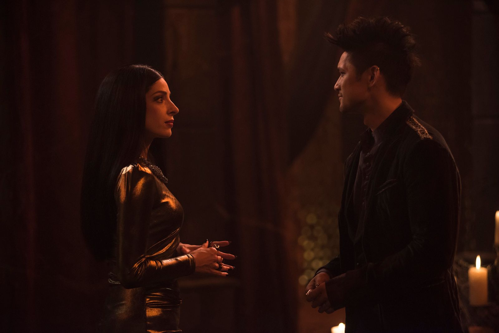 Photo de Anna Hopkins - Shadowhunters : Photo Harry Shum Jr., Anna ...