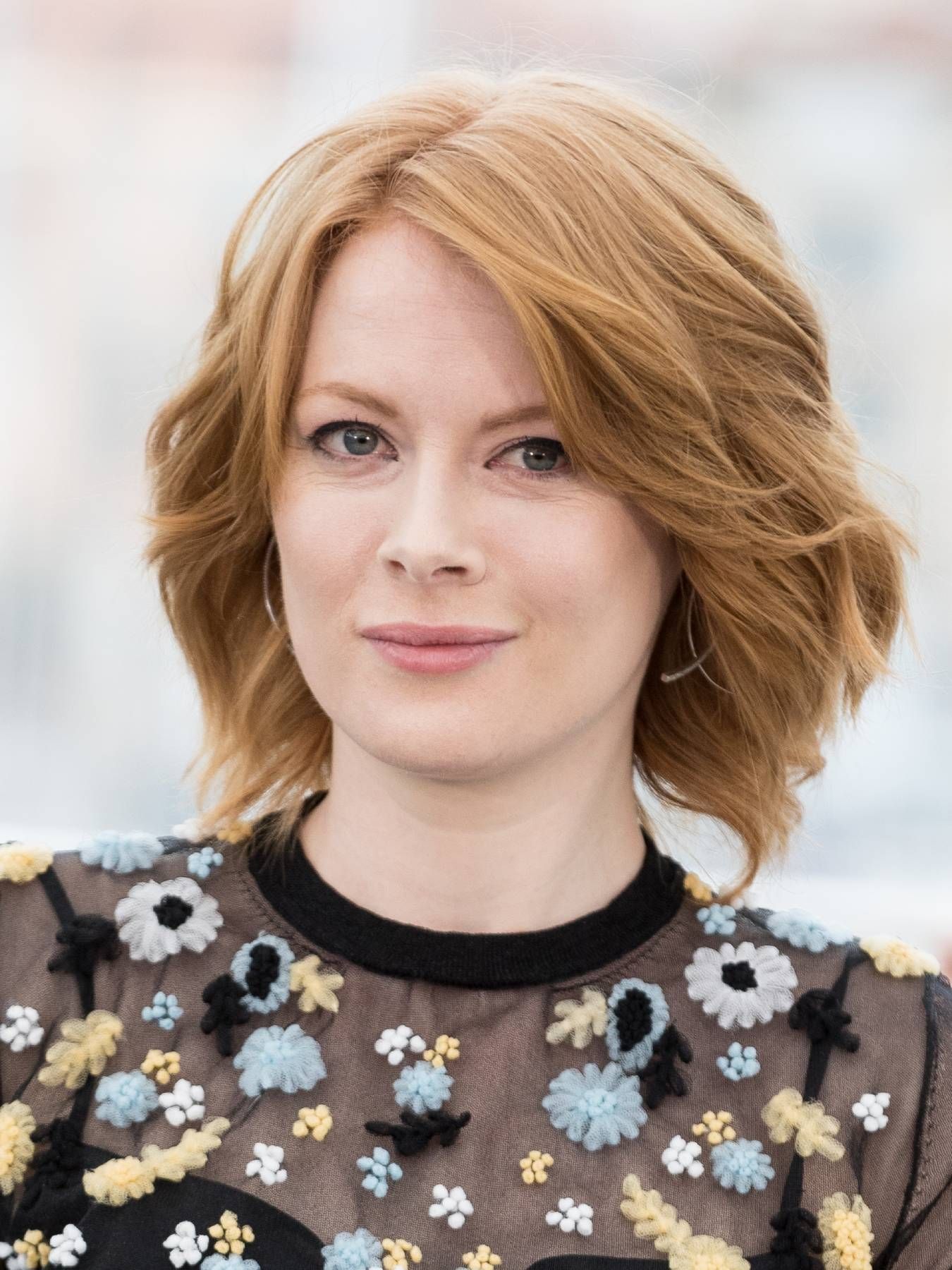Emily Beecham : ses Films et séries en streaming - AlloCiné