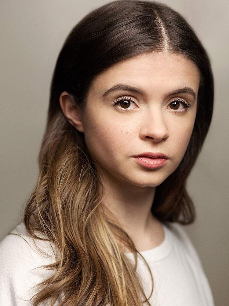 Emily Coates - AlloCiné