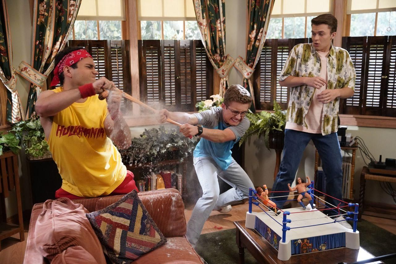 Photo de Jacob Hopkins - Les Goldberg : Photo Troy Gentile, Jacob ...