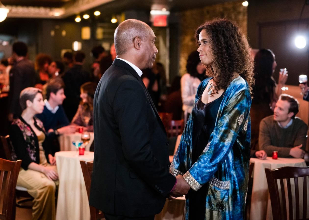 Photo de Erica Gimpel - God Friended Me : Photo Erica Gimpel, Joe ...