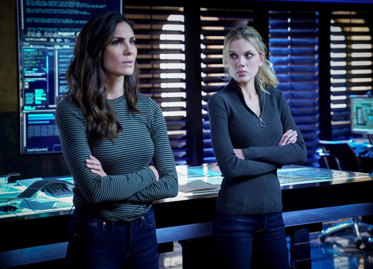 NCIS : Los Angeles : NCIS : Los Angeles : Photo Bar Paly, Daniela Ruah ...