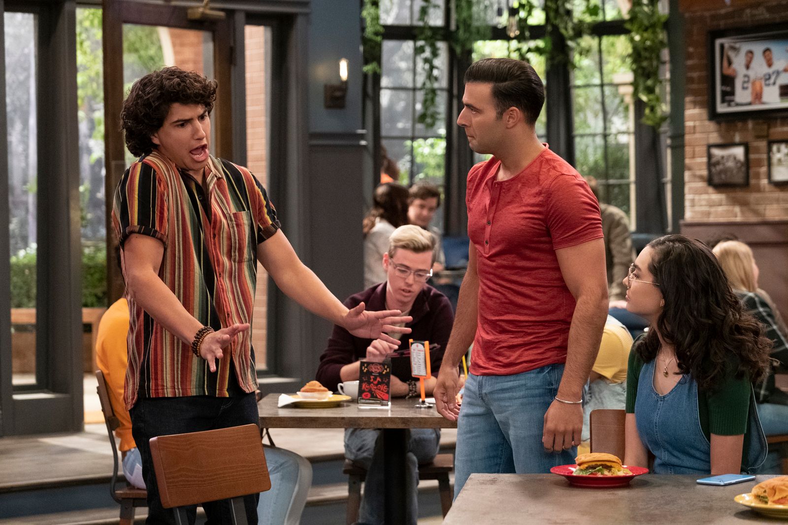 Photo de Conor Husting - L'Univers infini d'Ashley Garcia : Photo ...