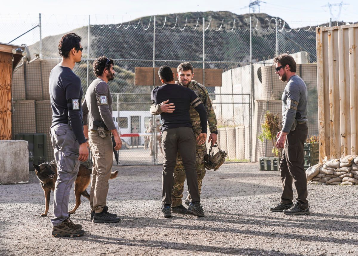 SEAL Team : SEAL Team : Photo Neil Brown Jr., Tyler Grey, Max Thieriot ...