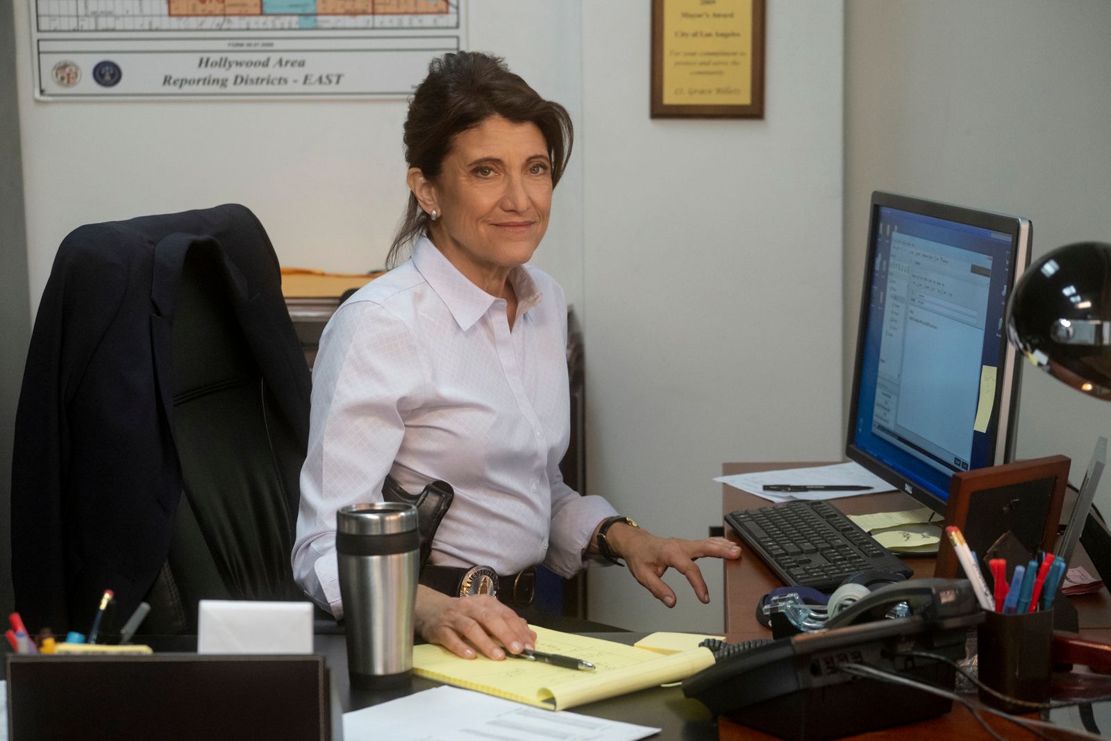 Harry Bosch : Harry Bosch : Photo Amy Aquino - 67 sur 163 - AlloCiné