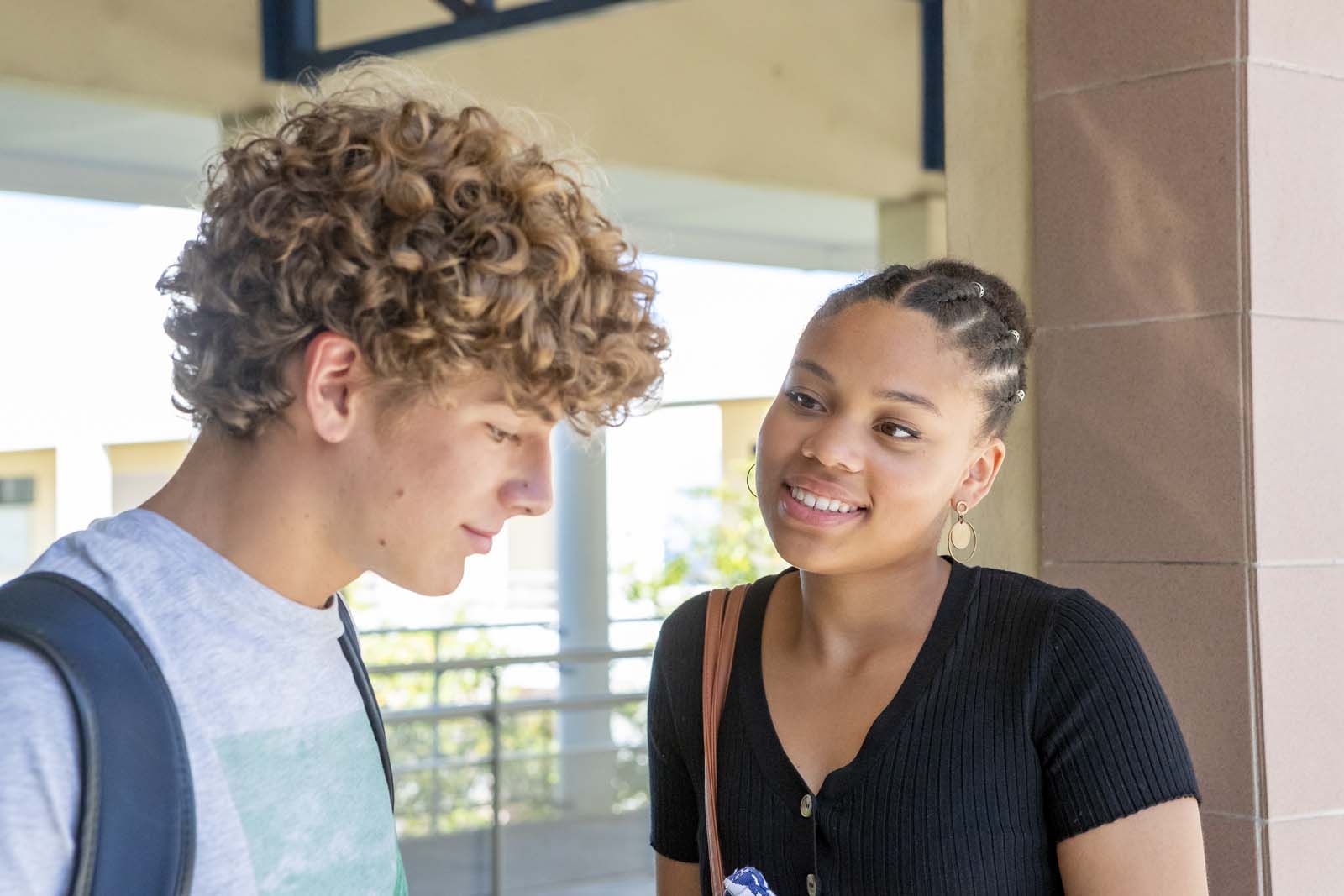 Réunions : Réunions : Photo Olenka Ilunga, Matteo Perez - 3 sur 14 ...