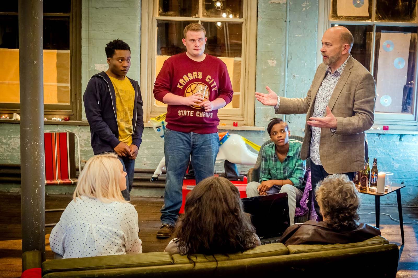 Photo de Letitia Wright - Cucumber : Photo Vincent Franklin, Letitia ...