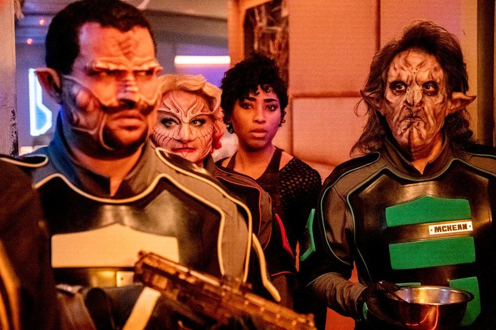 Vagrant Queen : Vagrant Queen : Photo Robyn Scott, Leon Clingman ...