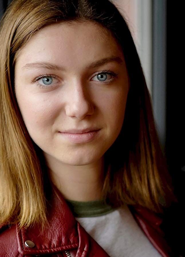 Isabella Blake-Thomas - AlloCiné