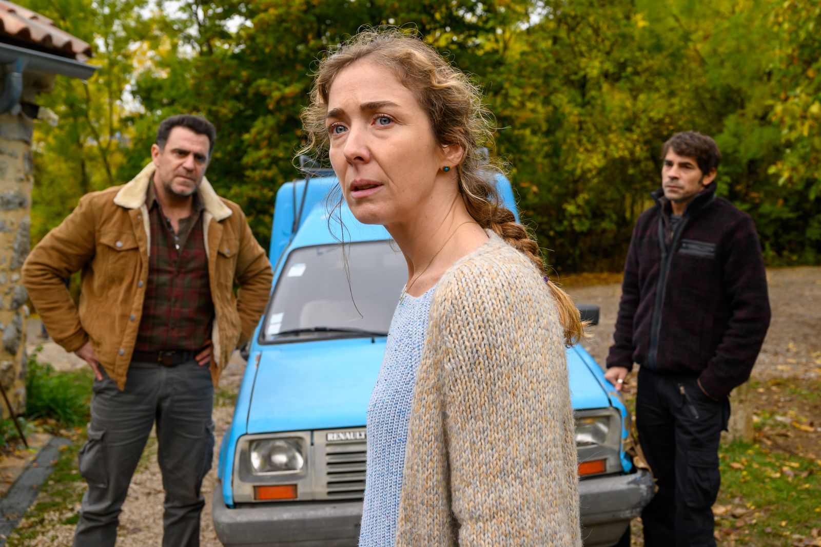 Alex Hugo : Alex Hugo : Photo Léna Bréban, Jérémie Covillault, Félicien ...