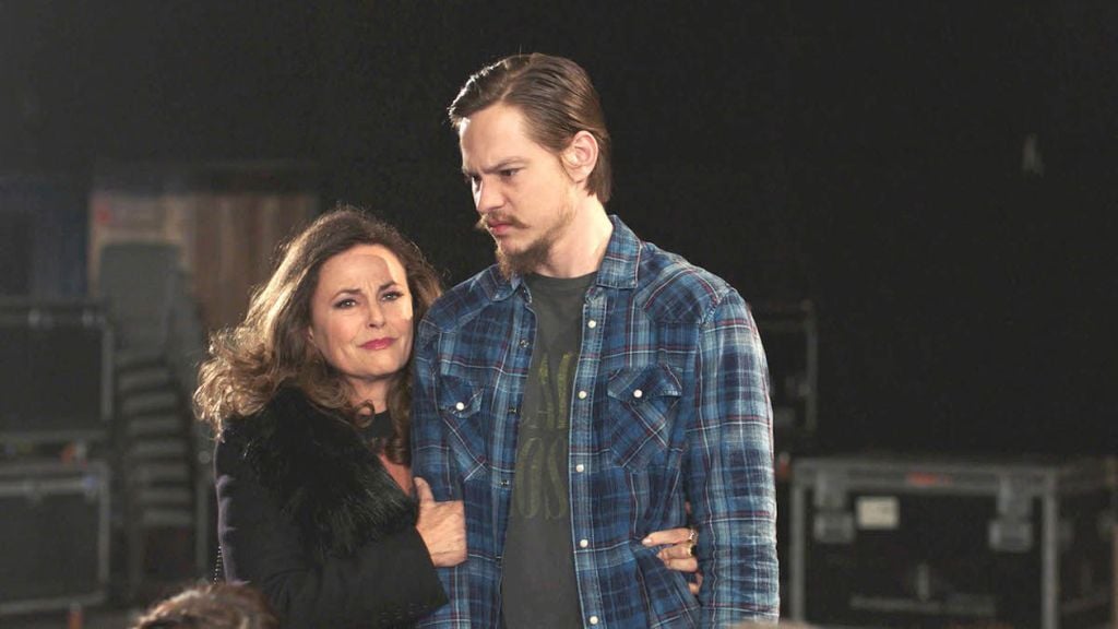 Photo de Gia Carides - Photo Gia Carides, Mark L. Young - AlloCiné