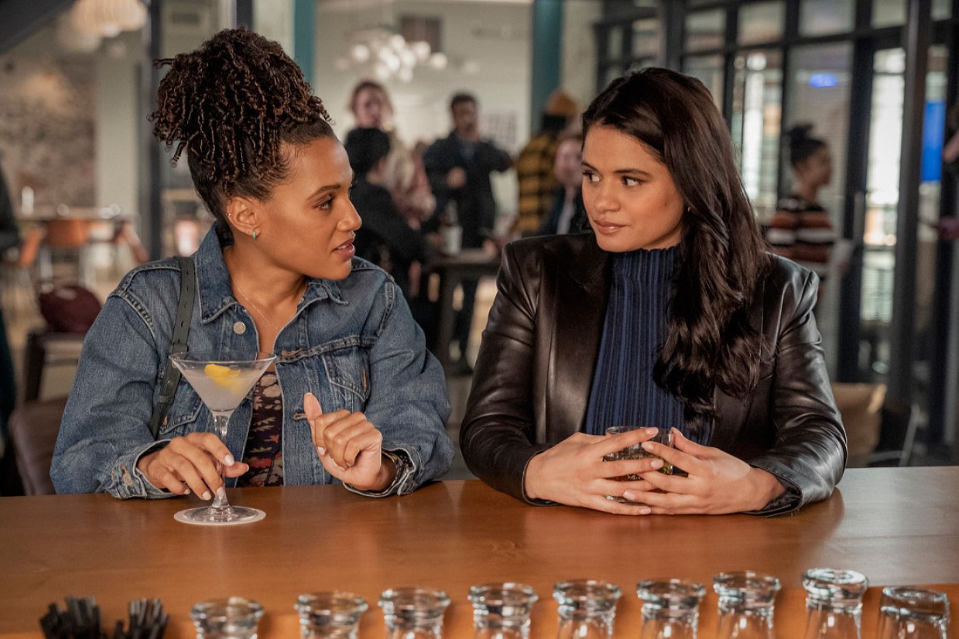 Charmed (2018) : Charmed (2018) : Photo Melonie Diaz, Bethany Brown ...