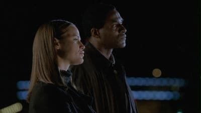 Poster Alias saison 3 - Affiche 46 sur 111 - AlloCiné