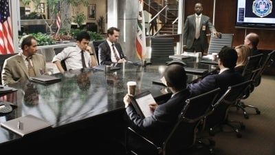 Poster FlashForward saison 1 - Affiche 21 sur 85 - AlloCiné