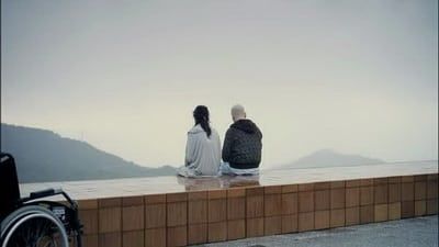 Poster Les Bracelets rouges - Saison 1 - Affiche 16 sur 29 - AlloCiné