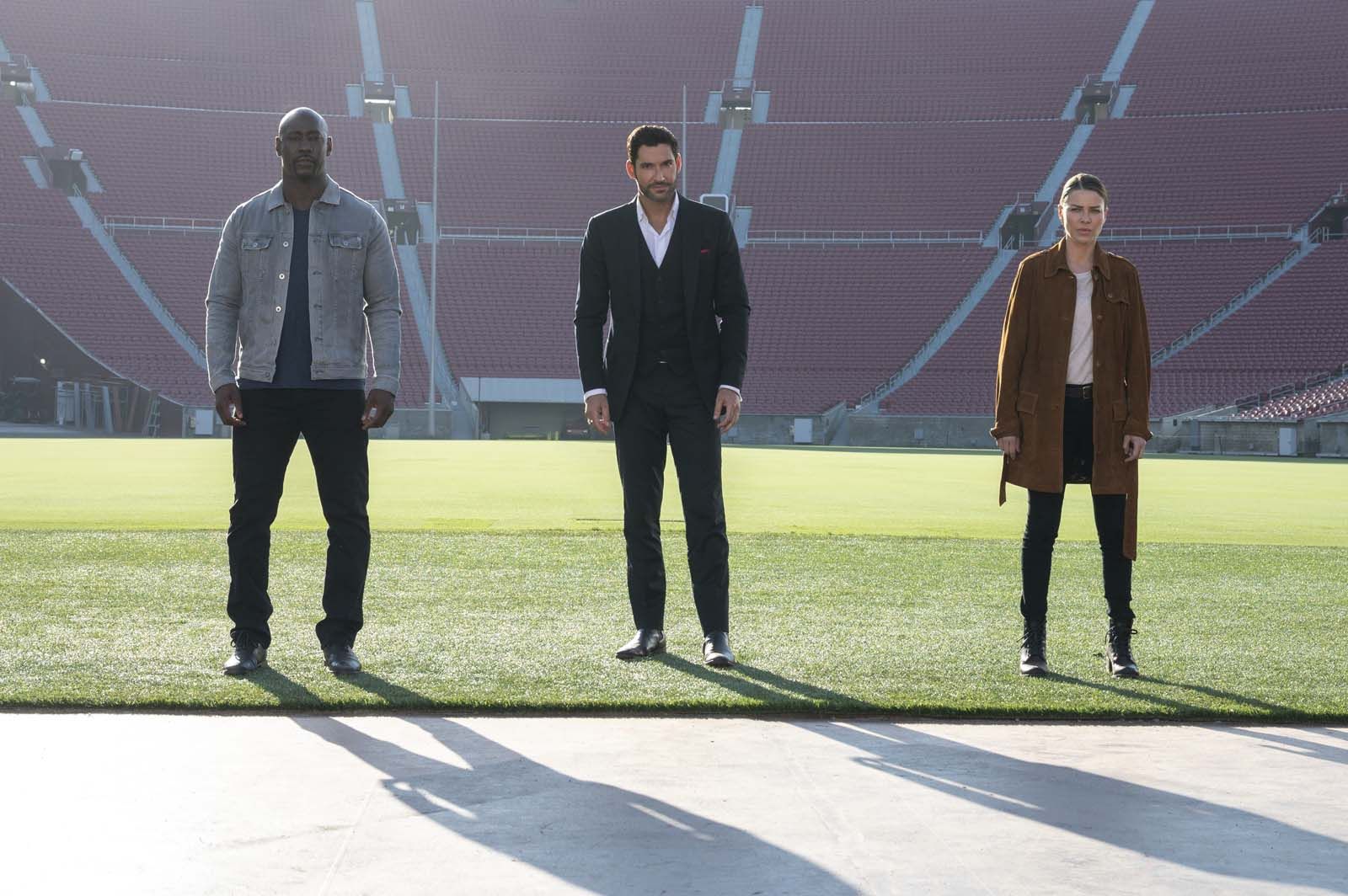 Lucifer : Lucifer : Photo Tom Ellis, D.B. Woodside, Lauren German - 43 ...