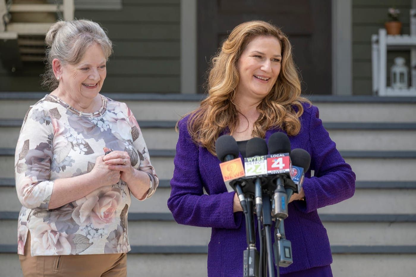 American Auto : American Auto : Photo Carol Mansell, Ana Gasteyer - 14 ...