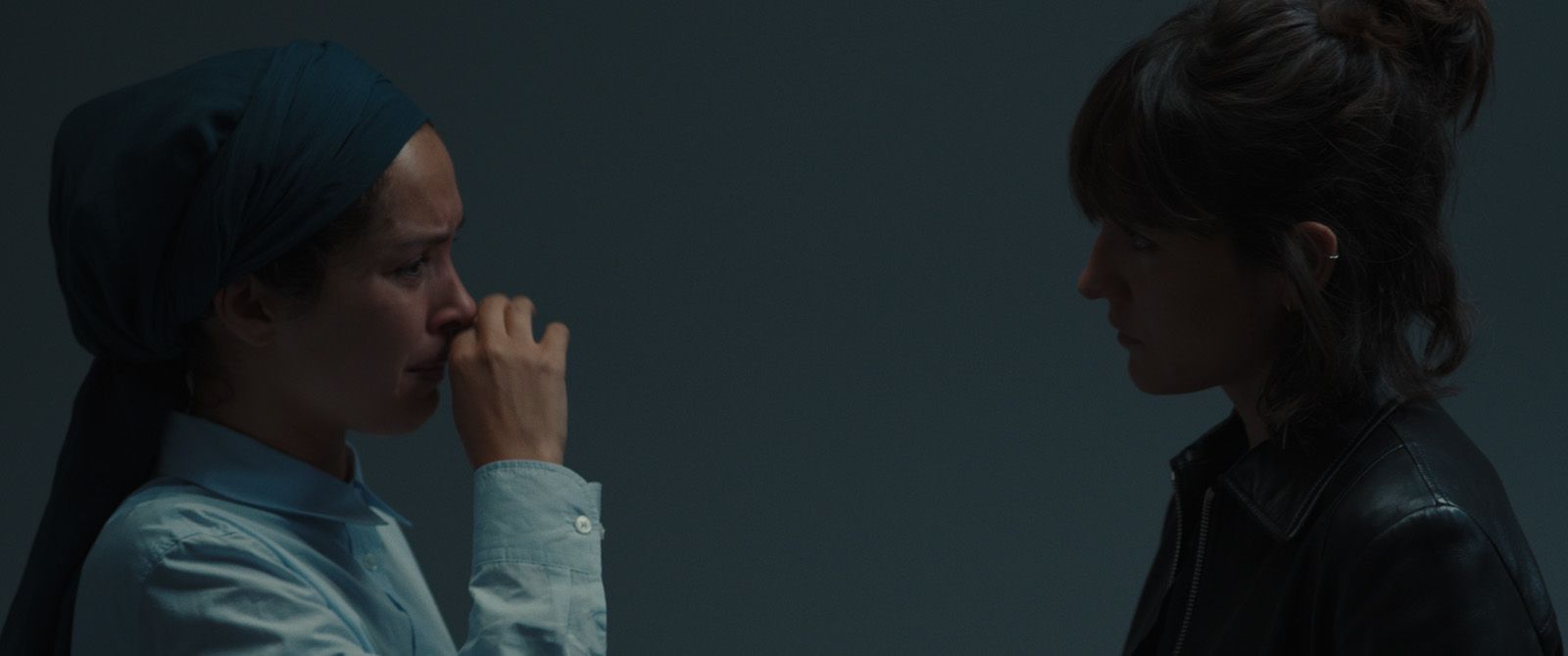 Photo de Lyna Khoudri - Novembre : Photo Lyna Khoudri, Anaïs Demoustier ...