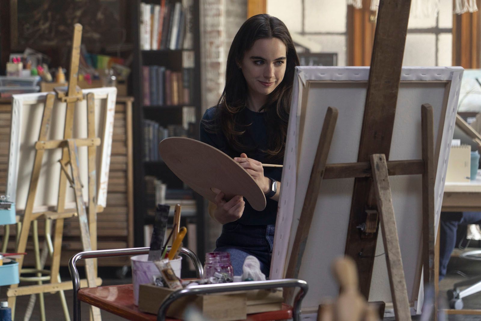 Photo de Sarah Desjardins - The Night Agent : Photo Sarah Desjardins ...