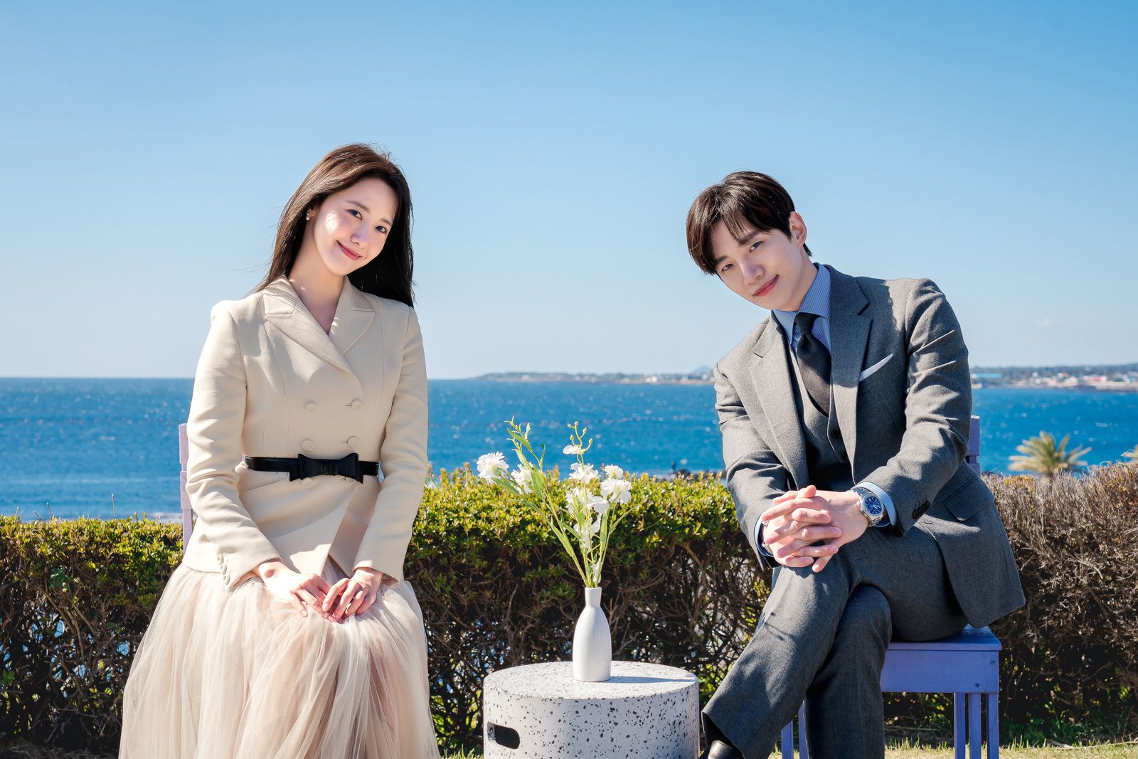 L'Empire du sourire : Photo Jun-Ho Lee, Yoona - 5 sur 6 - AlloCiné
