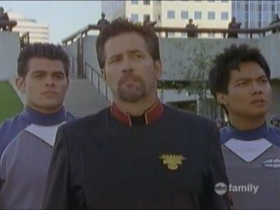 Poster Power Rangers saison 7 - Affiche 634 sur 980 - AlloCiné