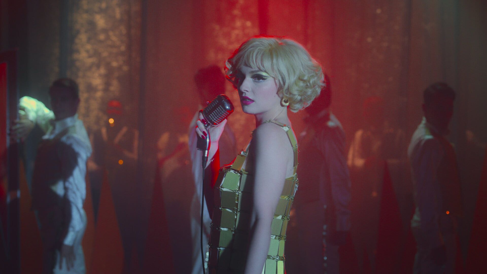 Poster The Club saison 2 - Affiche 6 sur 45 - AlloCiné