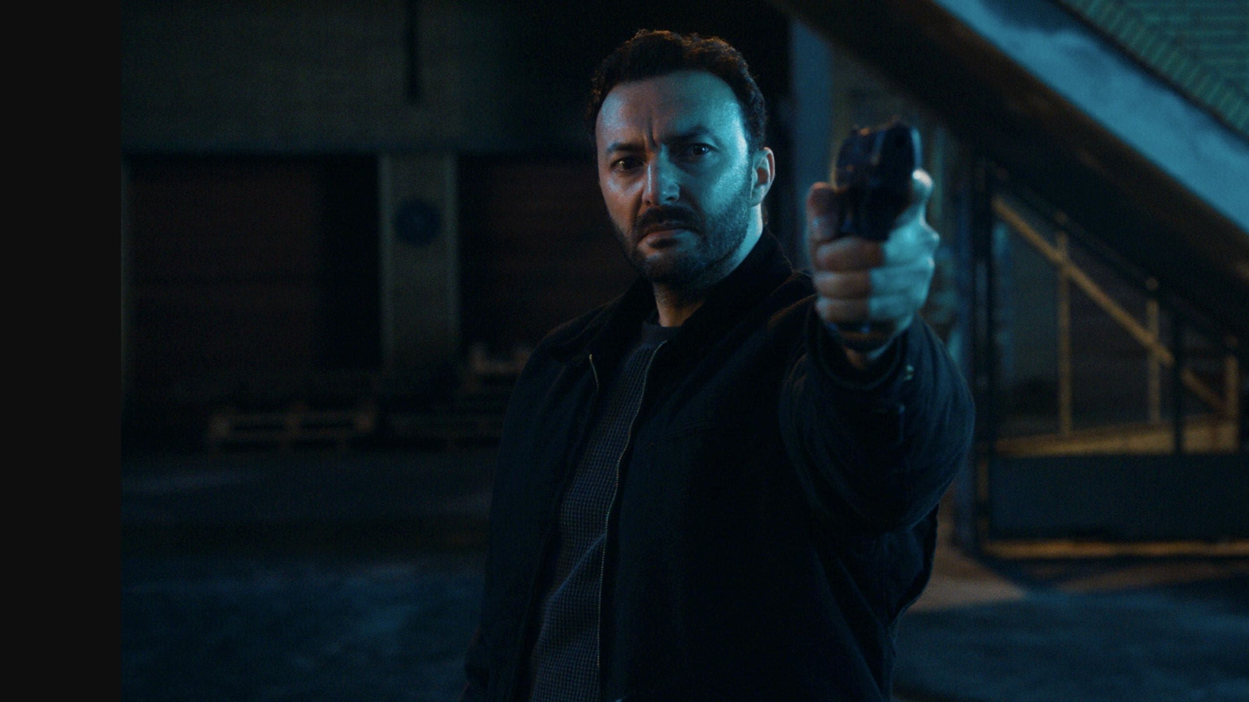 Poster The Golden Hour saison 1 - Affiche 3 sur 8 - AlloCiné