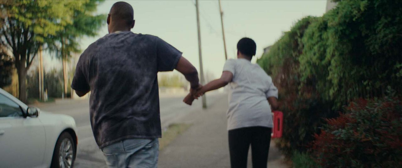 Photo de La Voix de Makayla : Lettres au monde - Photo 2 sur 18 - AlloCiné