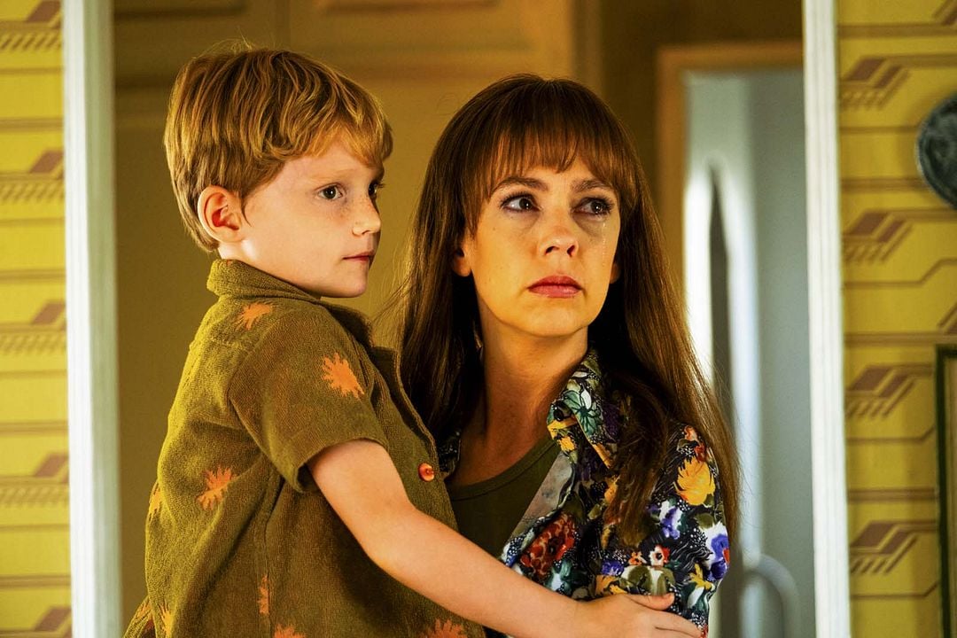 Photo de Eli Sherman - Dexter : Les Origines : Photo Brittany Allen, Eli Sherman - Photo 0 sur 1 ...