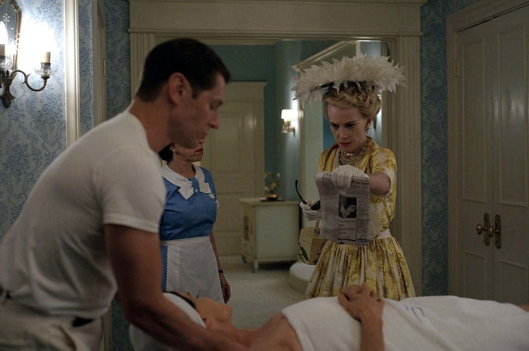 Photo de Judy Davis - Feud : Photo Judy Davis - Photo 32 sur 56 - AlloCiné