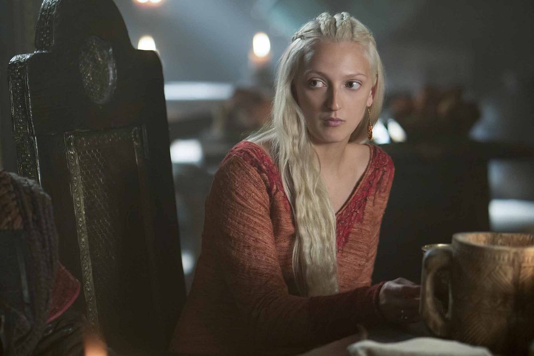 Vikings : Vikings : Photo Maude Hirst, Georgia Hirst - 149 sur 520 ...