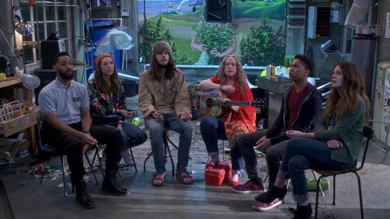 Poster saison 1 - Affiche 11 sur 30 - AlloCiné