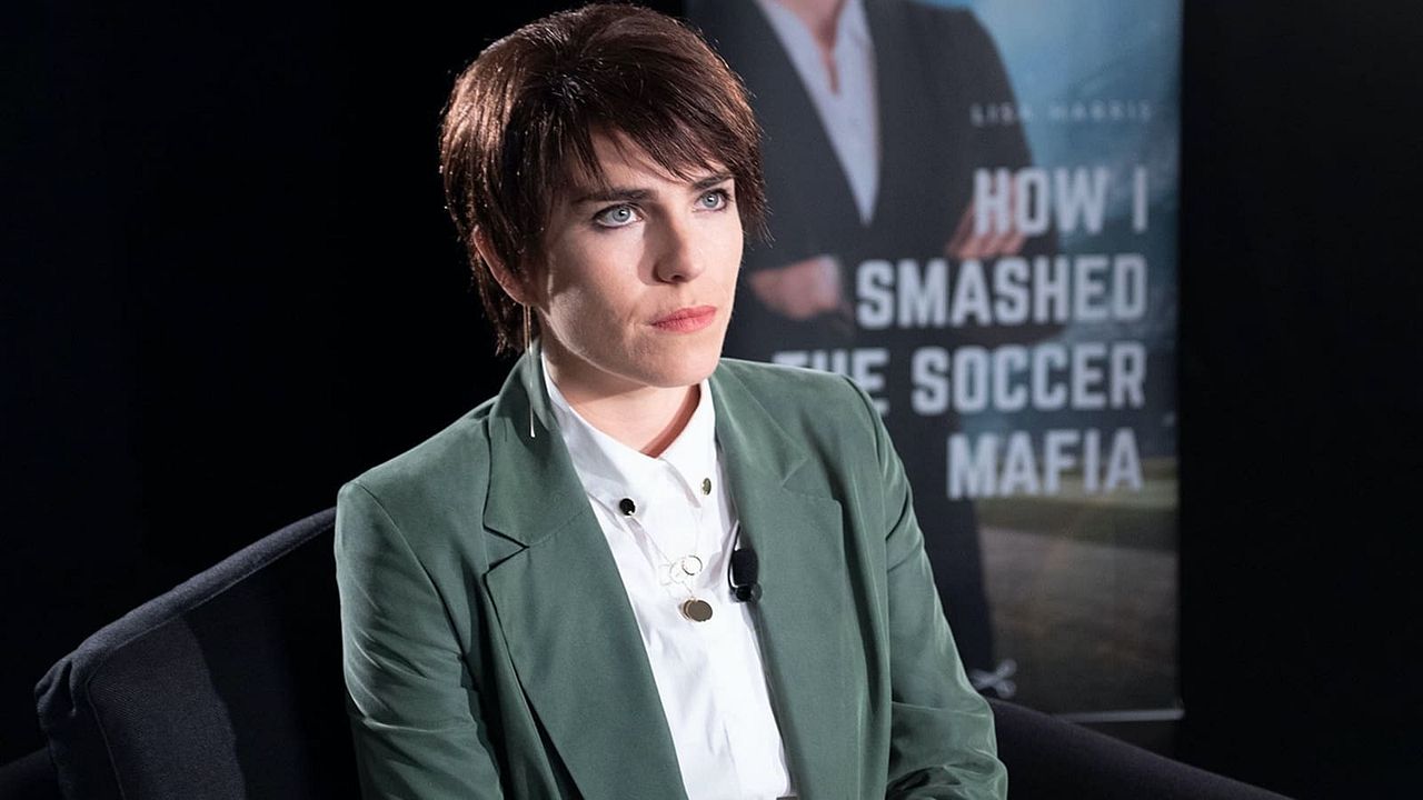 Poster saison 1 - Affiche 2 sur 34 - AlloCiné