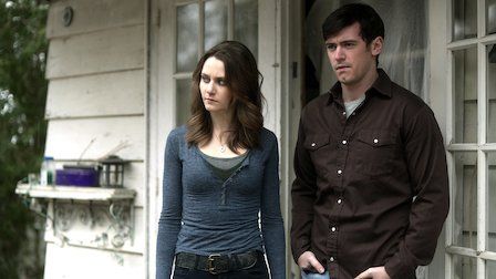 Poster Between saison 1 - Affiche 9 sur 35 - AlloCiné