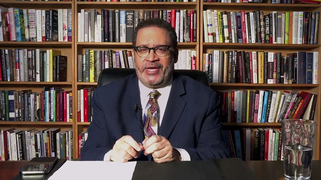 Black-ish : Black-ish : Photo Michael Dyson - 47 sur 588 - AlloCiné