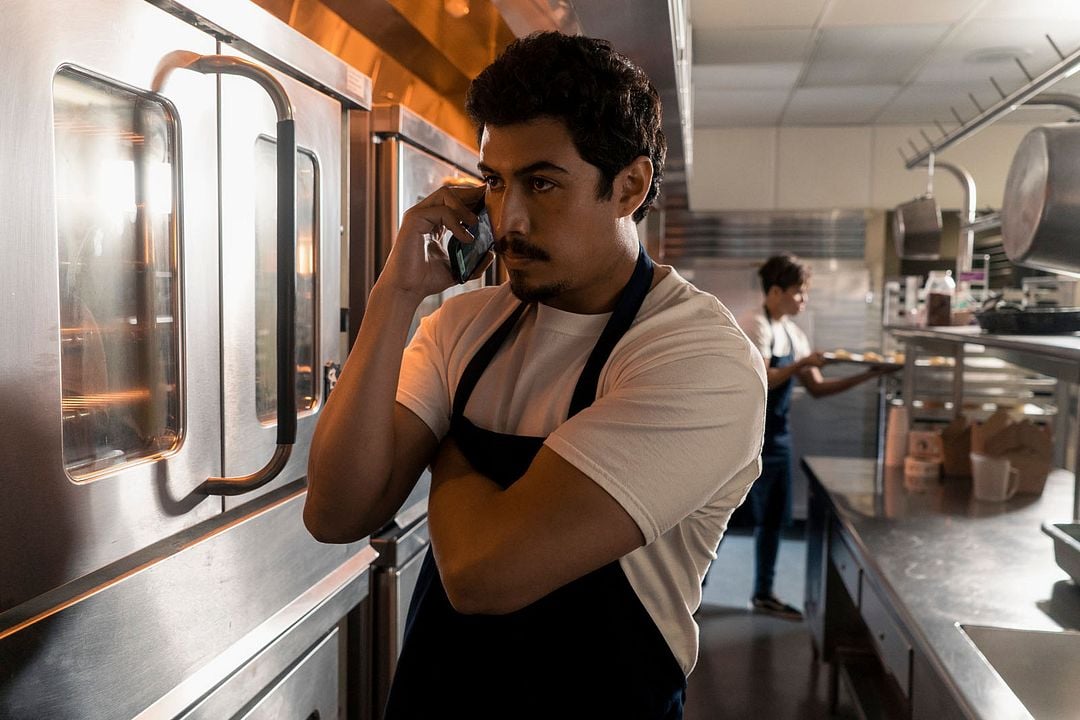 On My Block : Photo Julio Macias - 4 sur 94 - AlloCiné