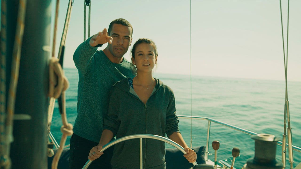 Poster Toy Boy saison 1 - Affiche 9 sur 212 - AlloCiné