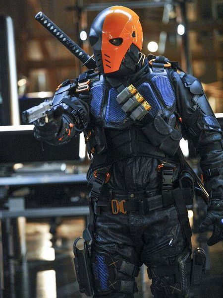 Arrow - Manu Bennett : qui est le méchant de la saison 2 de Arrow ...