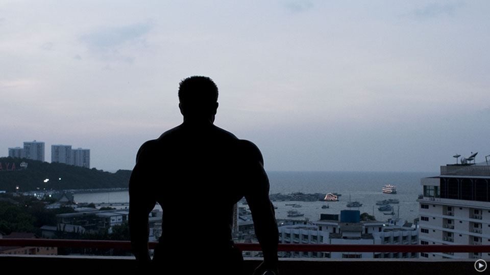 Trailer du film Teddy Bear - Teddy Bear Bande-annonce VO - AlloCiné