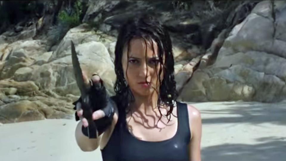 Trailer du film Headshot - Headshot Bande-annonce VO - AlloCiné