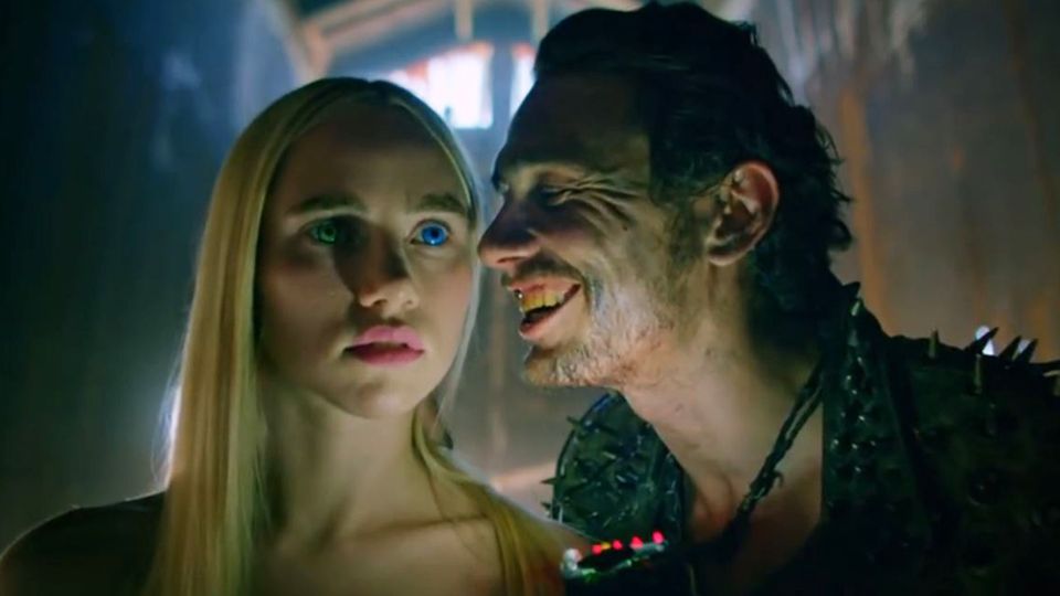 Trailer du film Future World - Future World Bande-annonce VO - AlloCiné