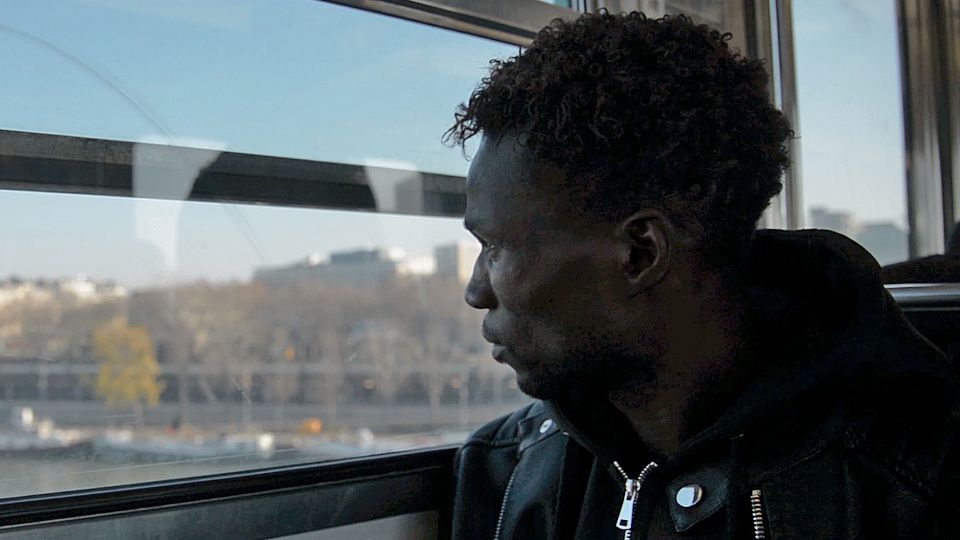 Trailer du film Colis Suspect - Colis Suspect Bande-annonce VO - AlloCiné