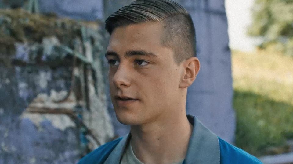 Trailer du film Consequences - Consequences Bande-annonce VO - AlloCiné