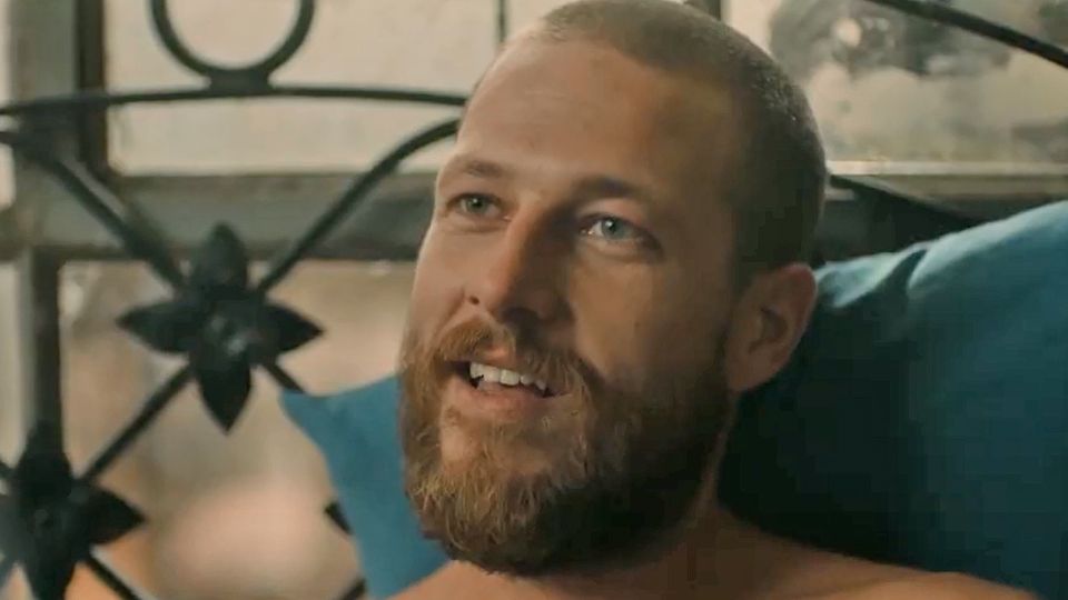 Extrait du film Lucky Day - Lucky Day EXTRAIT VO "En français" - AlloCiné