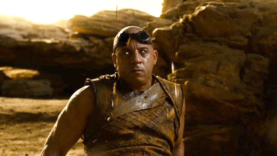Extrait du film Riddick - "Riddick" : face au monstre - AlloCiné