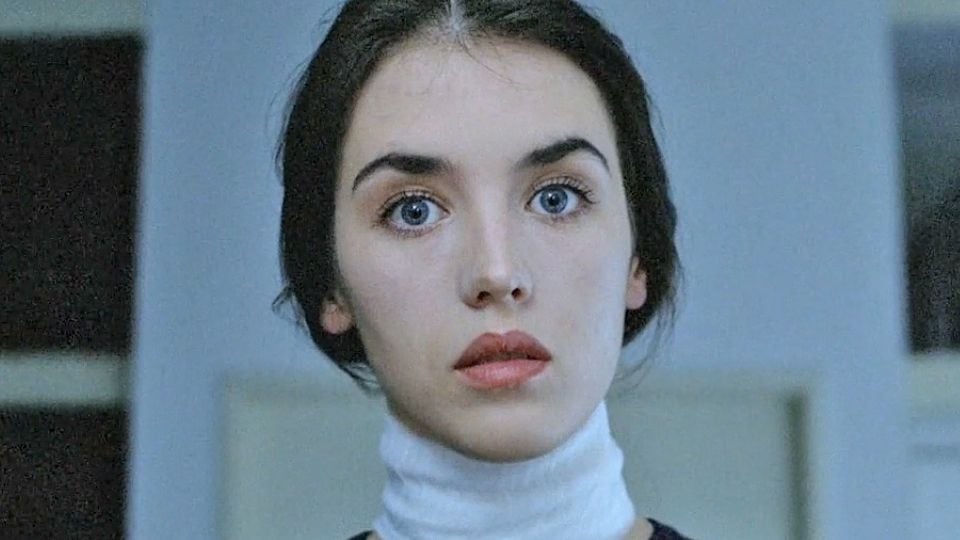 Trailer du film Possession - Possession Bande-annonce VO - AlloCiné